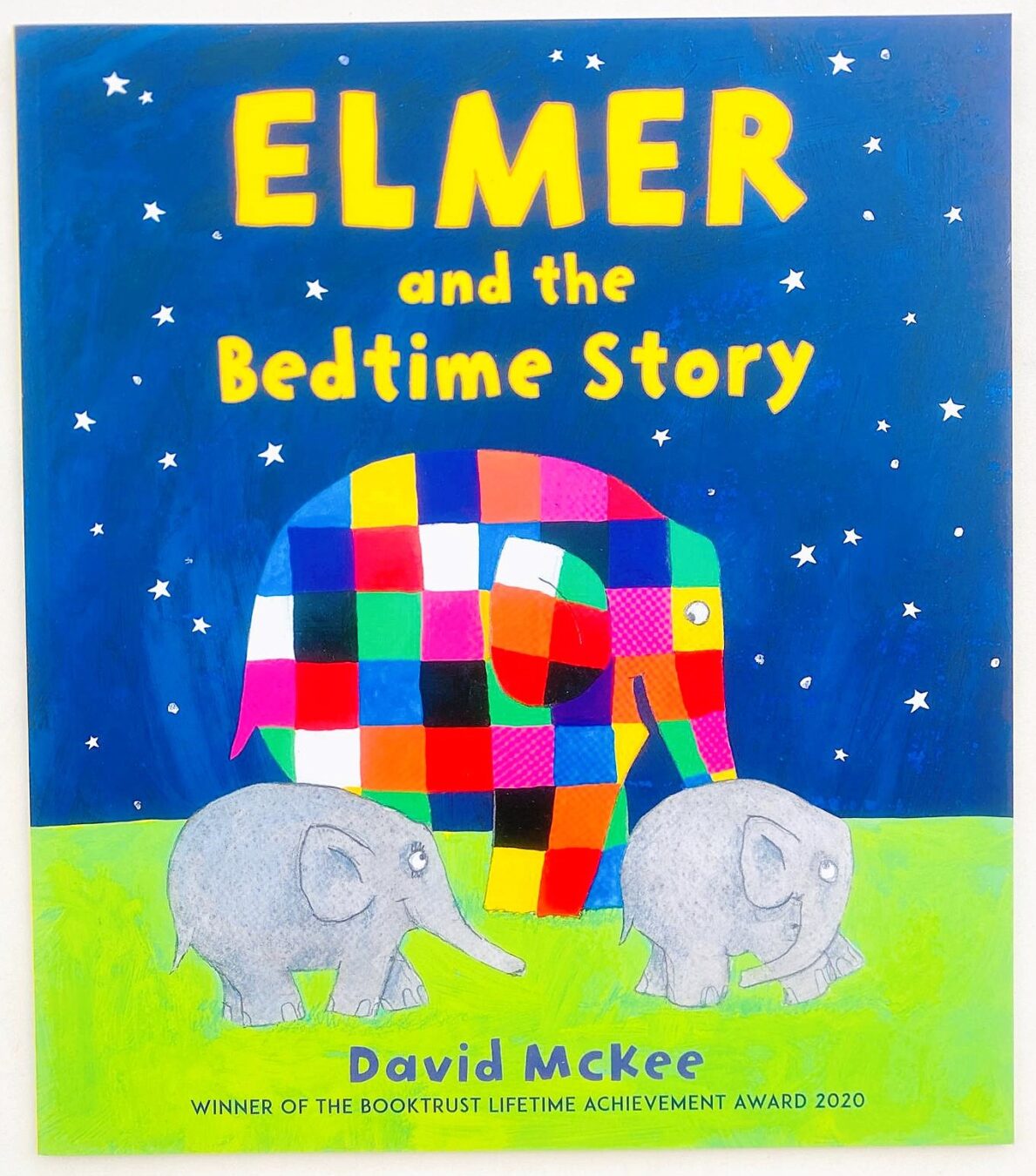 Elmer and the Bedtime Story - El Arca Libros y Juegos Infantiles